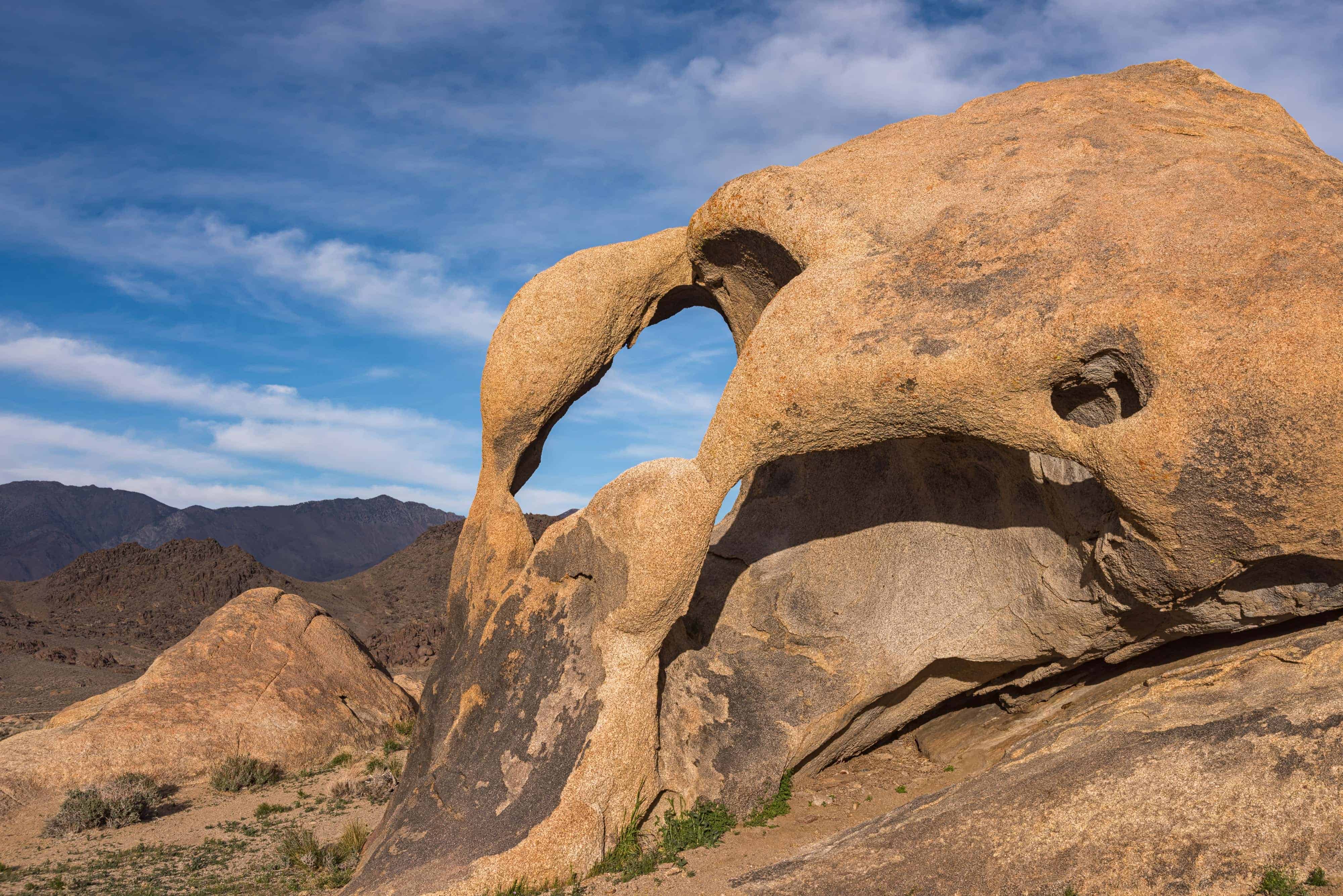 How to Elope in Alabama Hills in 2025